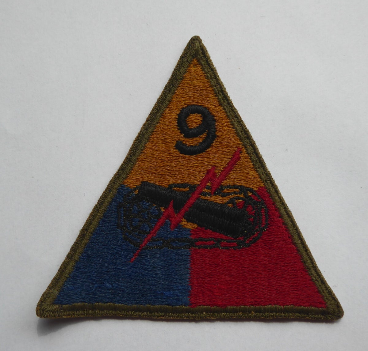 SOLD WW2 9th Armored Division Patch (OD Border/Greenback) | Chasing ...