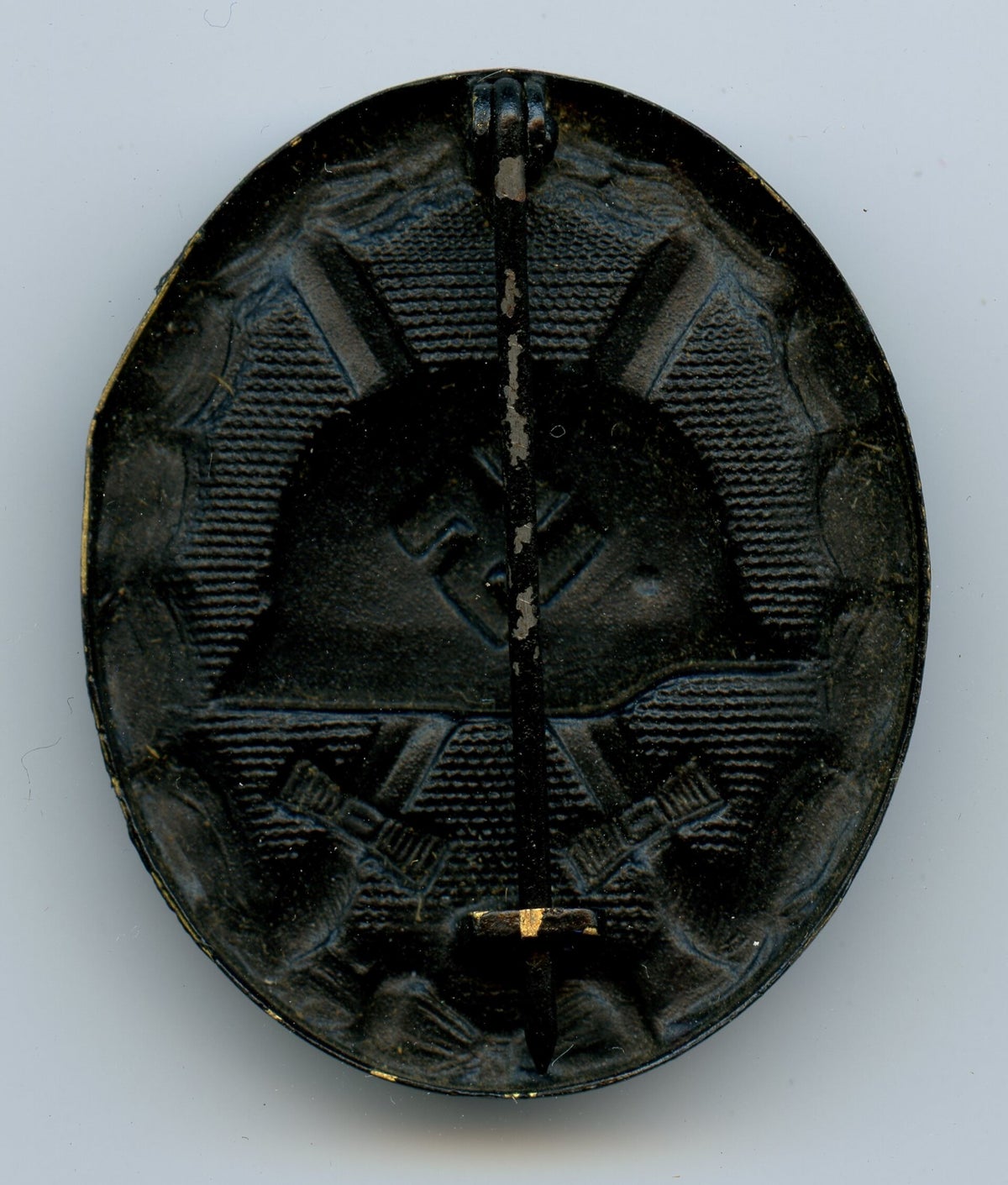 Unmarked Wound Badge in Black | Chasing Militaria