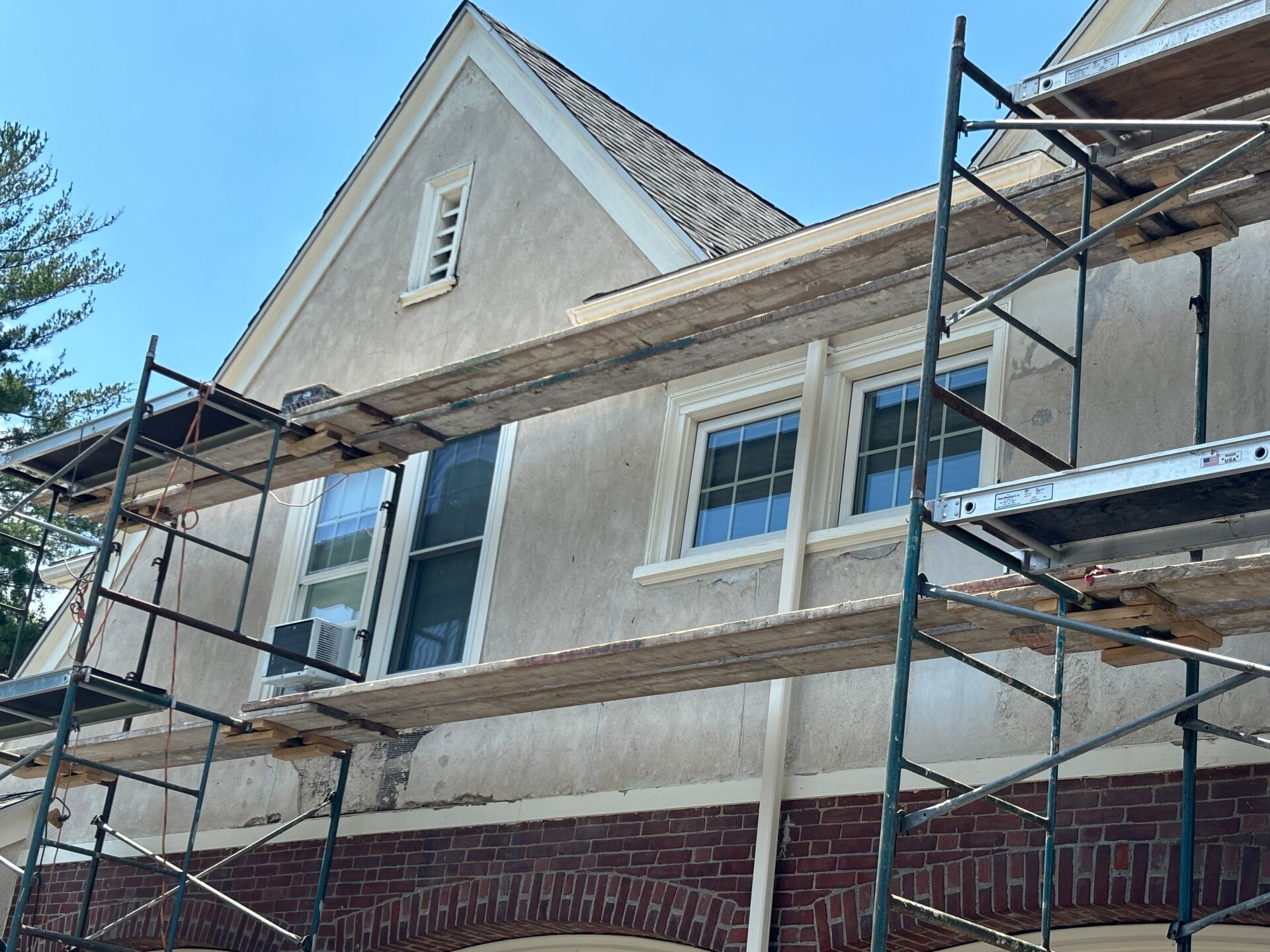 Exterior Stucco / Services | PJA Plastering