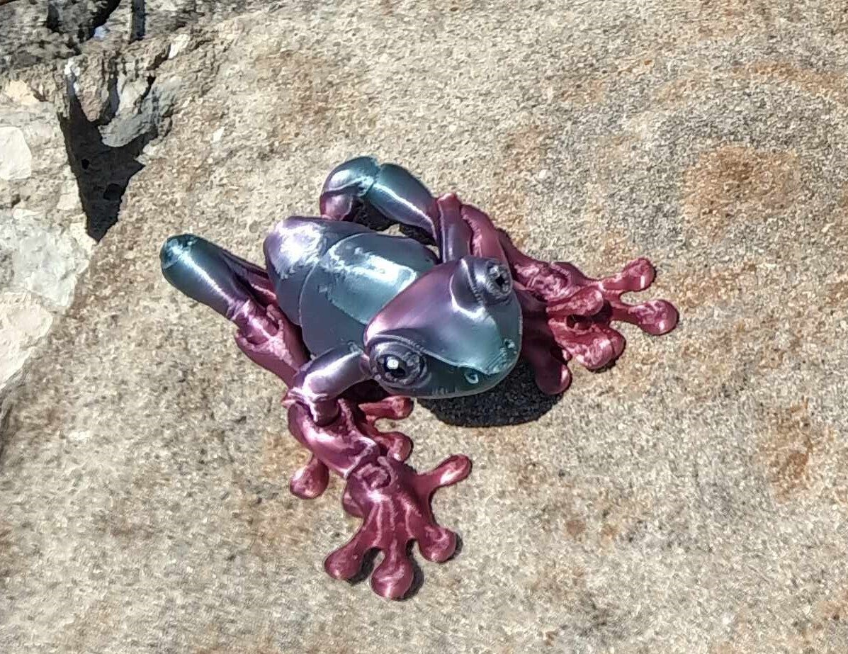 MatMire Makes - Tree Frog | Signature 3D Prints