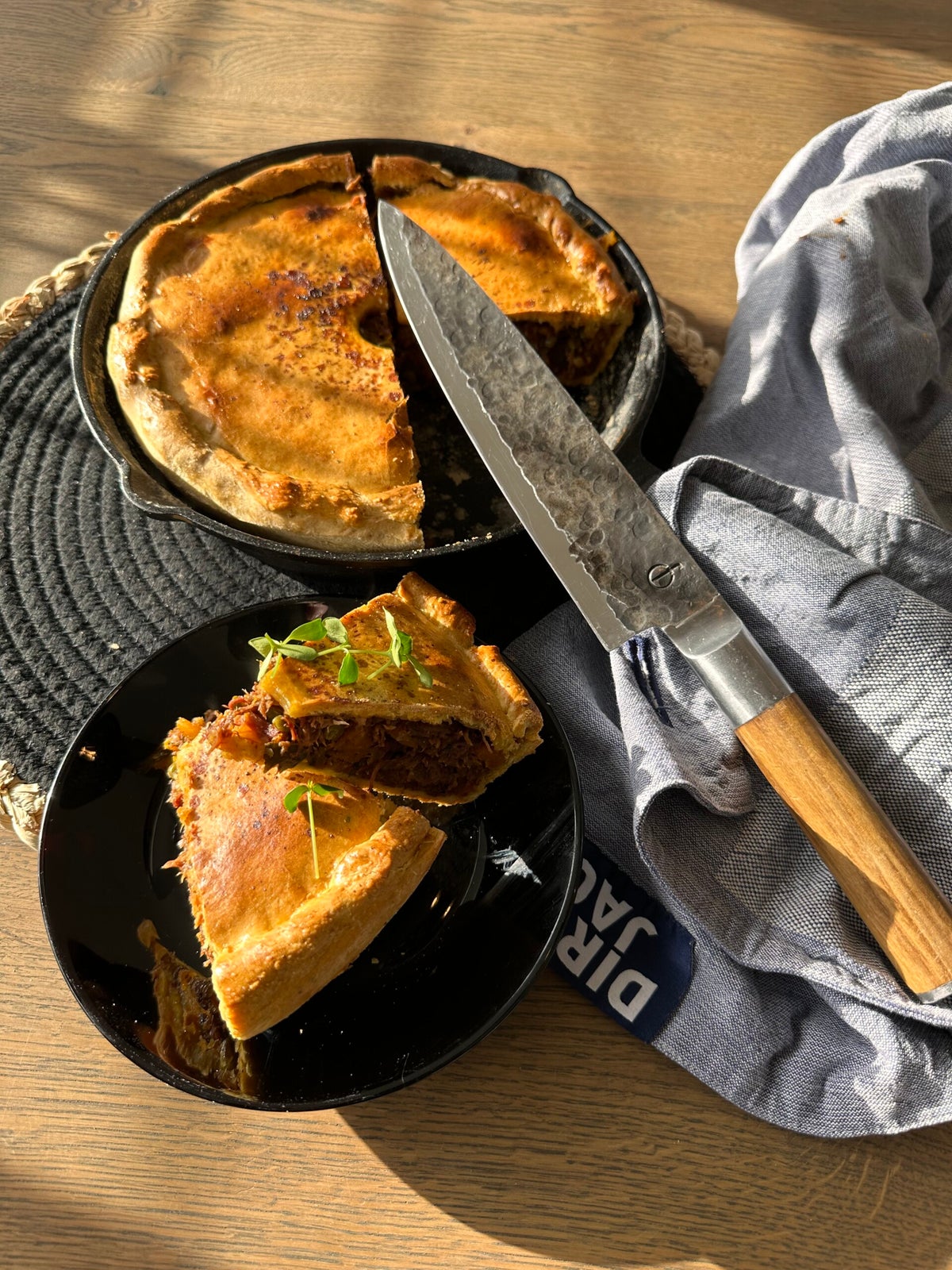 PULLED MEAT PIE / Recepten | WildFoodChef