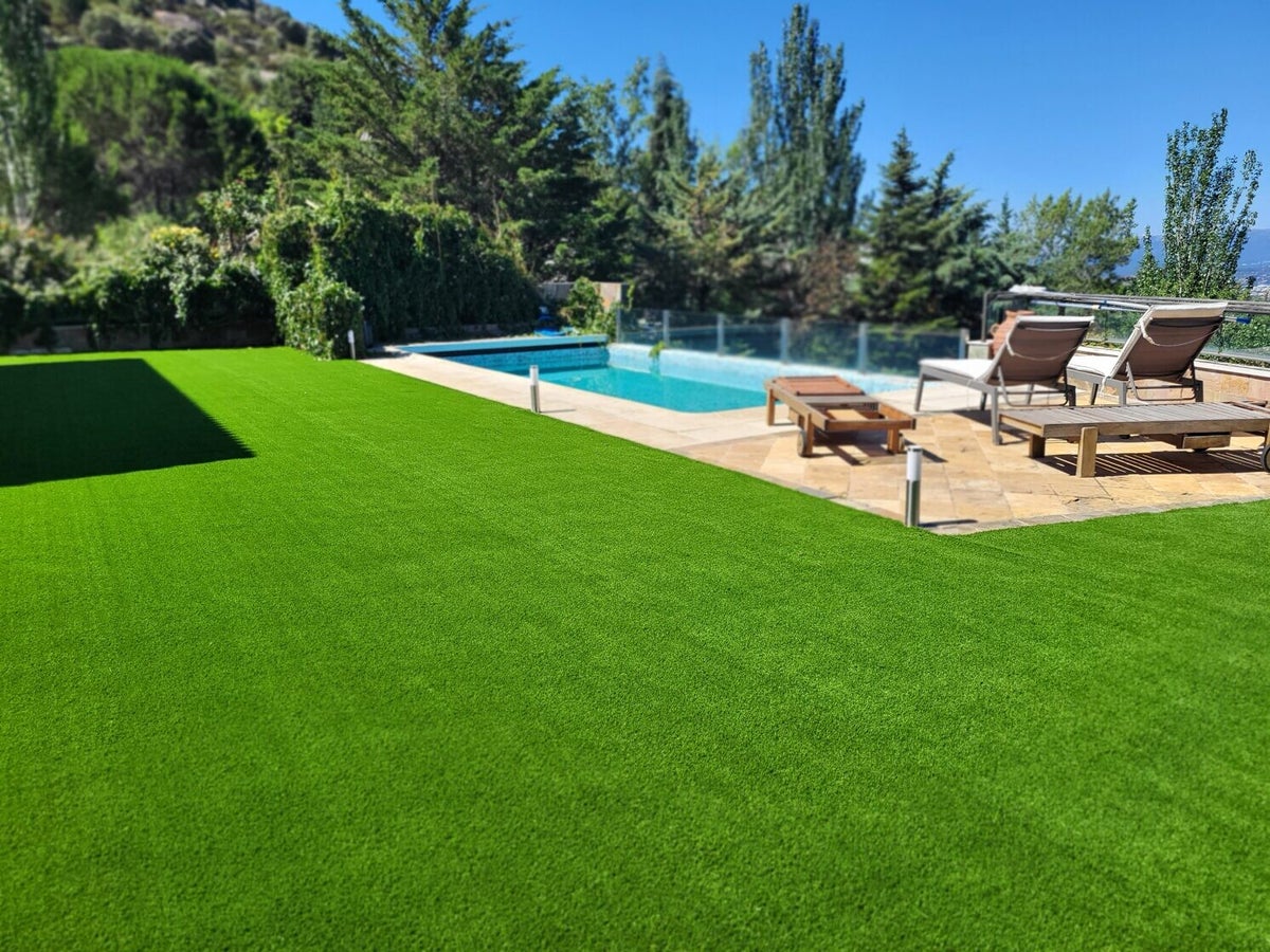 El impacto del césped artificial sobre el medio ambiente / Blog | ARTIGREEN