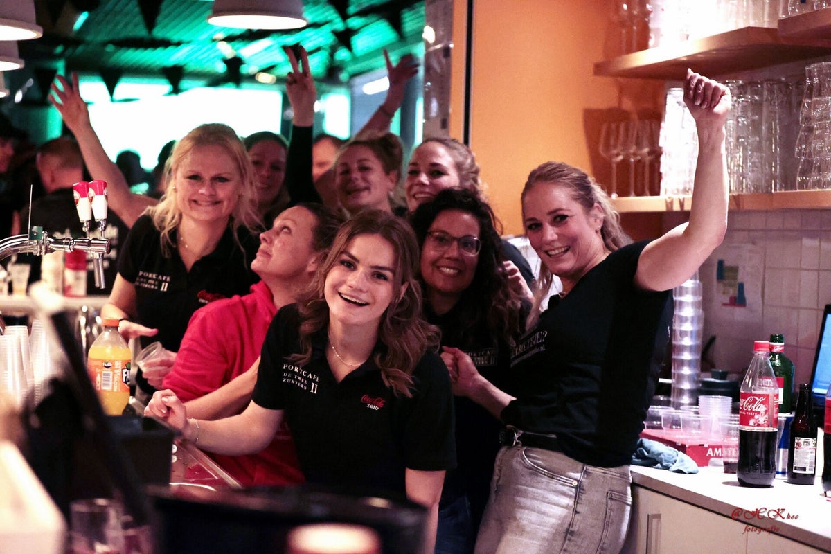 Foto's toernooien | Sportcafedetweegezusters.nl