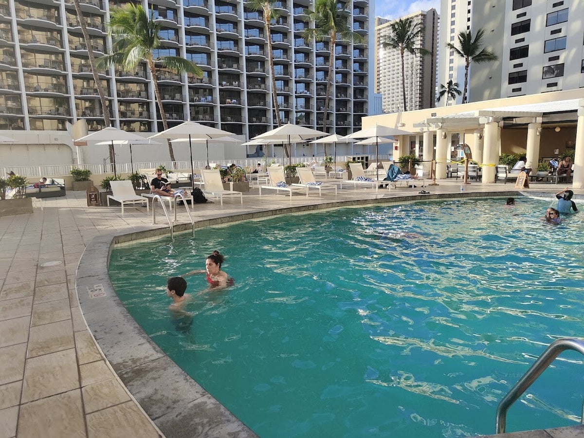 10 Reasons to choose the Aston Waikiki Beach Hotel in Honolulu ...