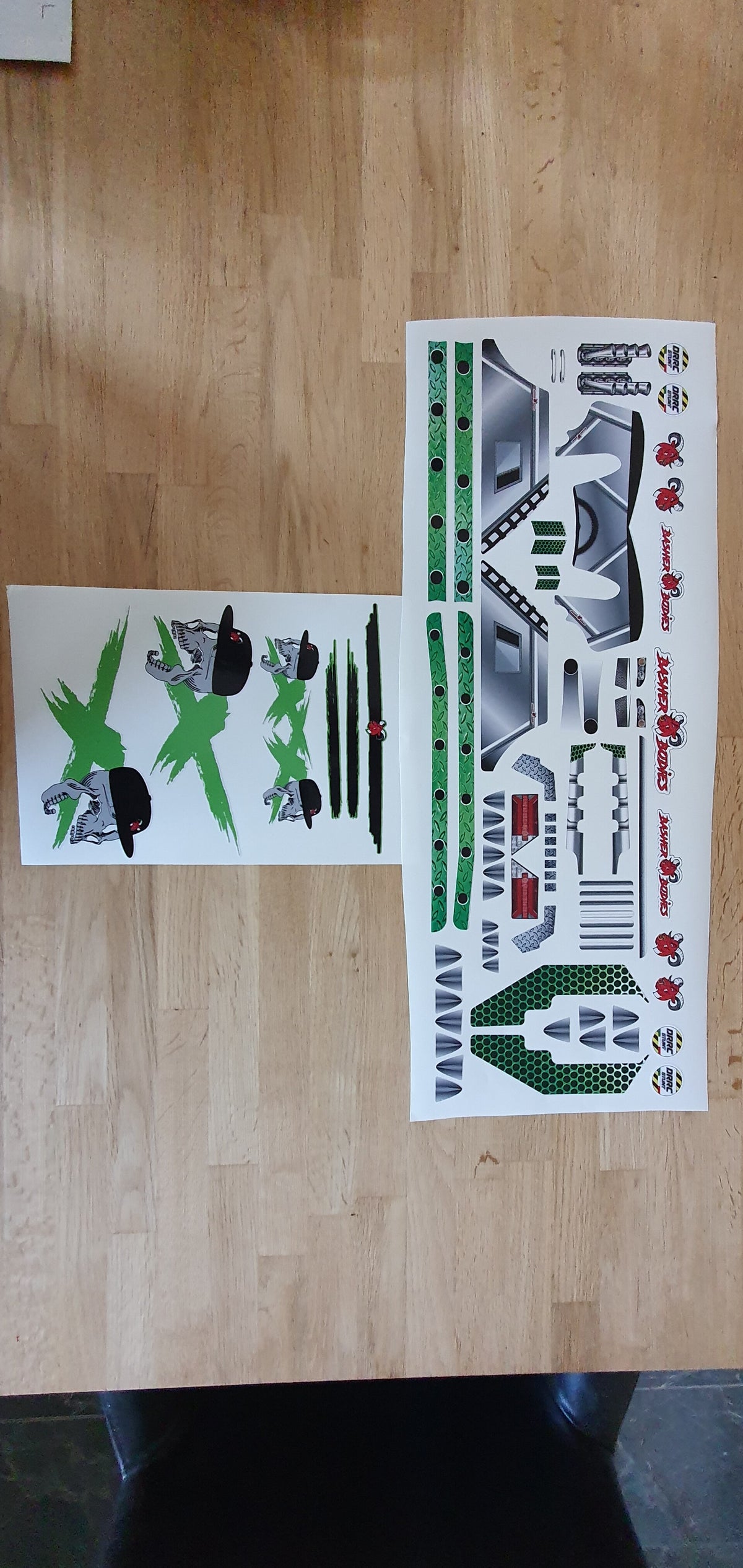 Decals Xmaxx "MADMAX" color | Basherbodies