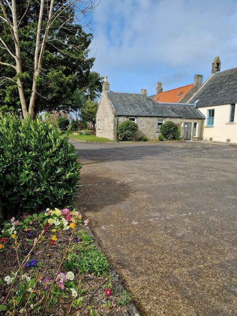 Cairneyhill Parish Church