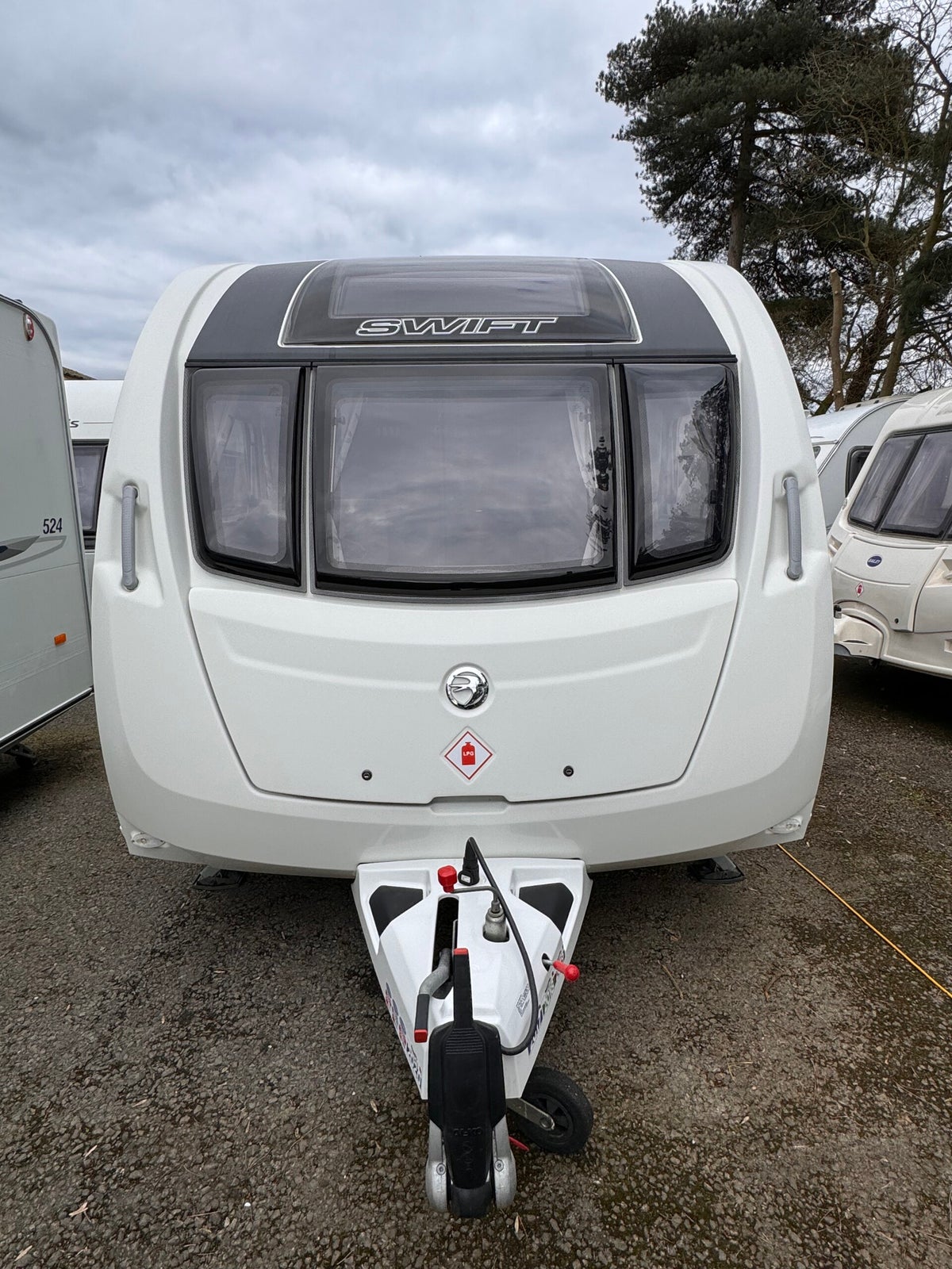 SWIFT ACE AMBASSADOR | J.W. CARAVAN SALES