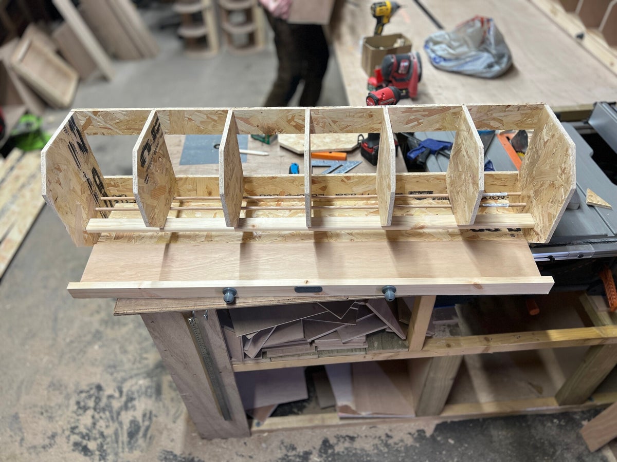 E-Z Clean Pigeon Loft Perches | OSB Budget Perch System