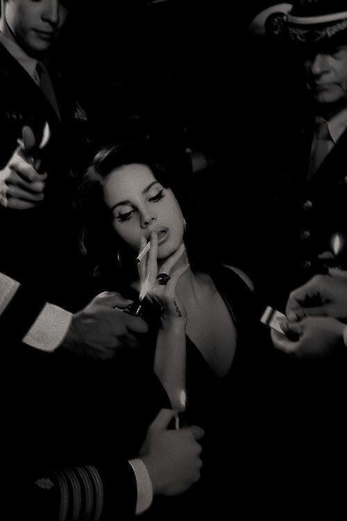 4 Irresistible Traits That Make a Woman 1000 Times More Attractive ...