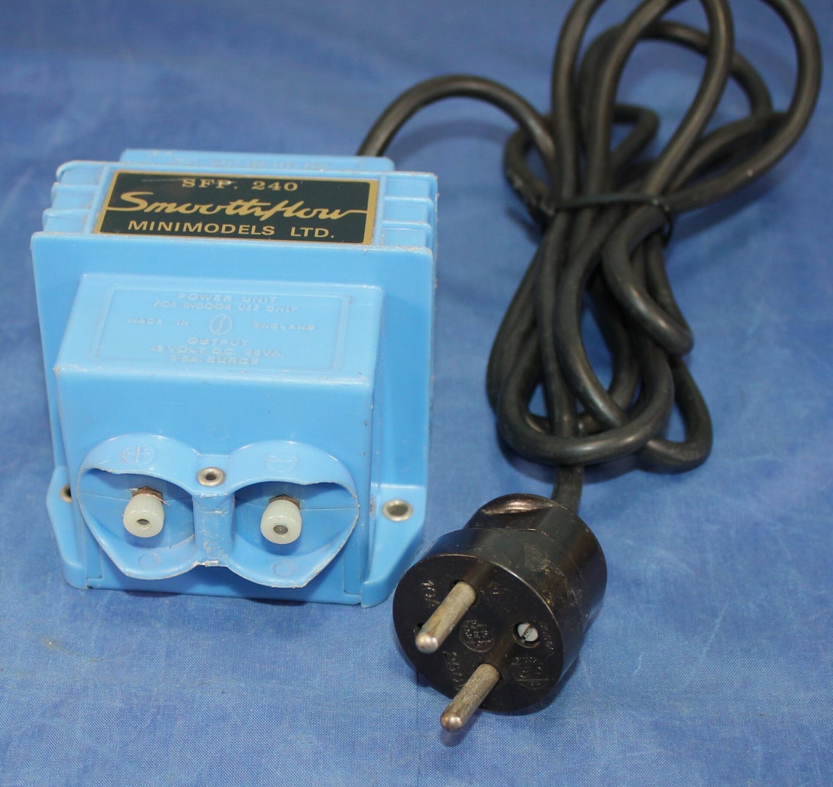 Scalextric Minimodels Smoothflow SFP 240 permanente DC transformator 2 ...