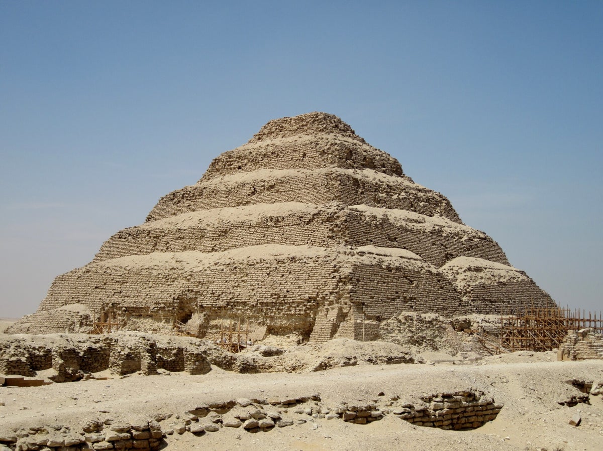 Le "Scribe accroupi", chef-d'œuvre de l'Égypte ancienne / L'histoire et ...