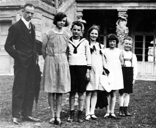 Sophie Scholl : la jeune fille qui défia le nazisme / Les personnages ...