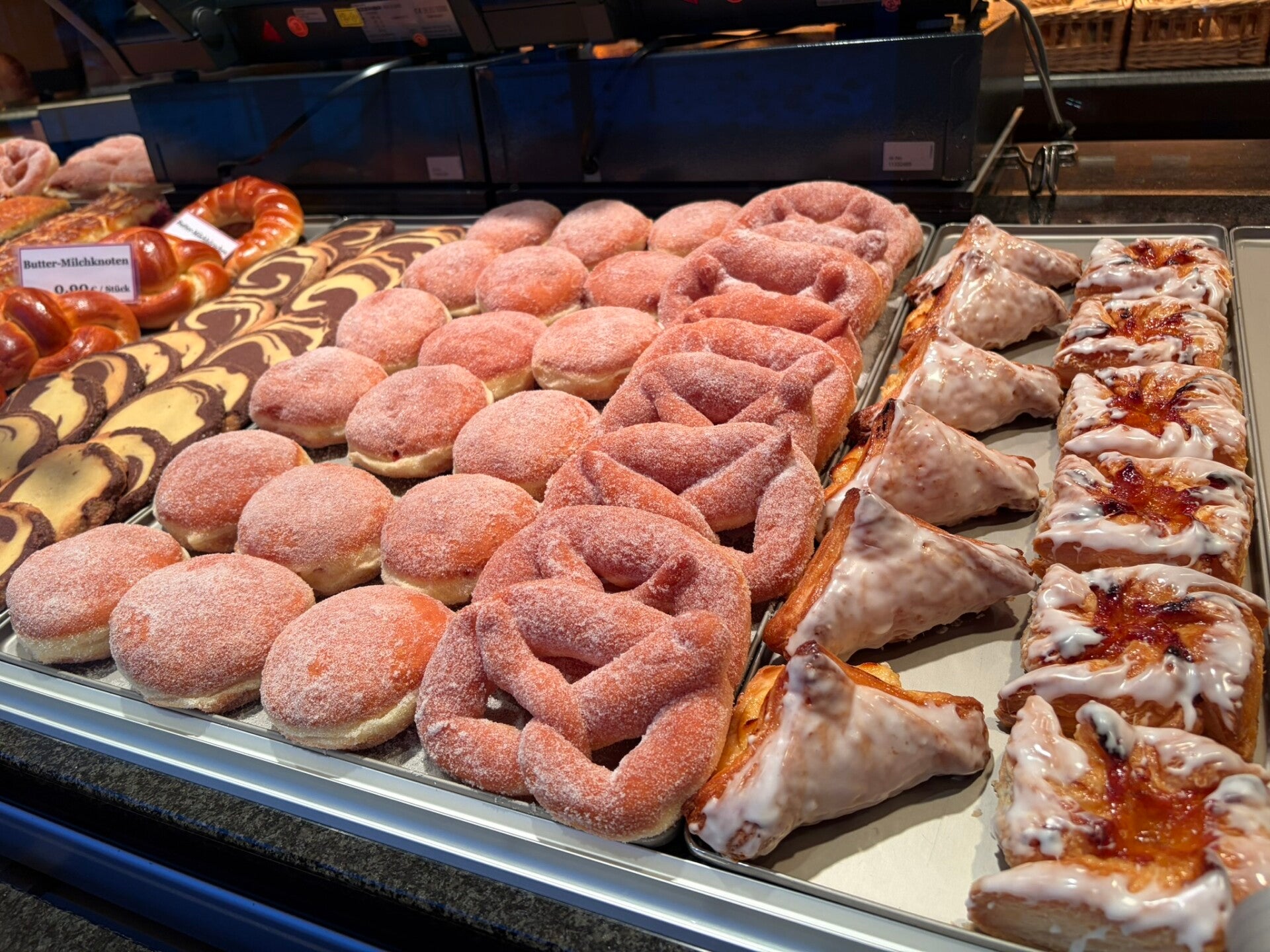 Bäckerei Gehre Nickern – Handwerksbäckerei & Dresdner Christstollen