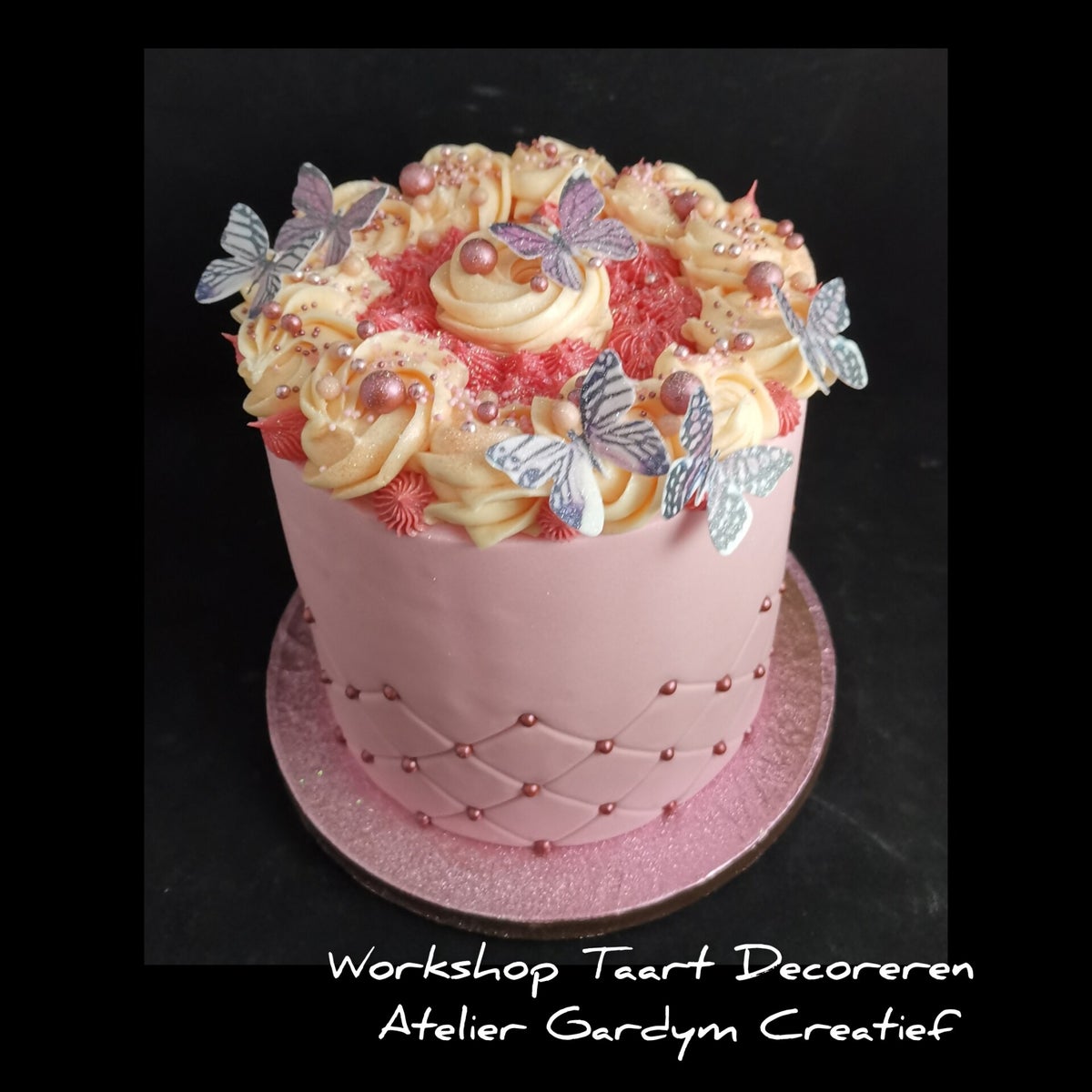 05/03/2022 - Workshop Taarten Decoreren - Spuittechnieken & Vlinders ...