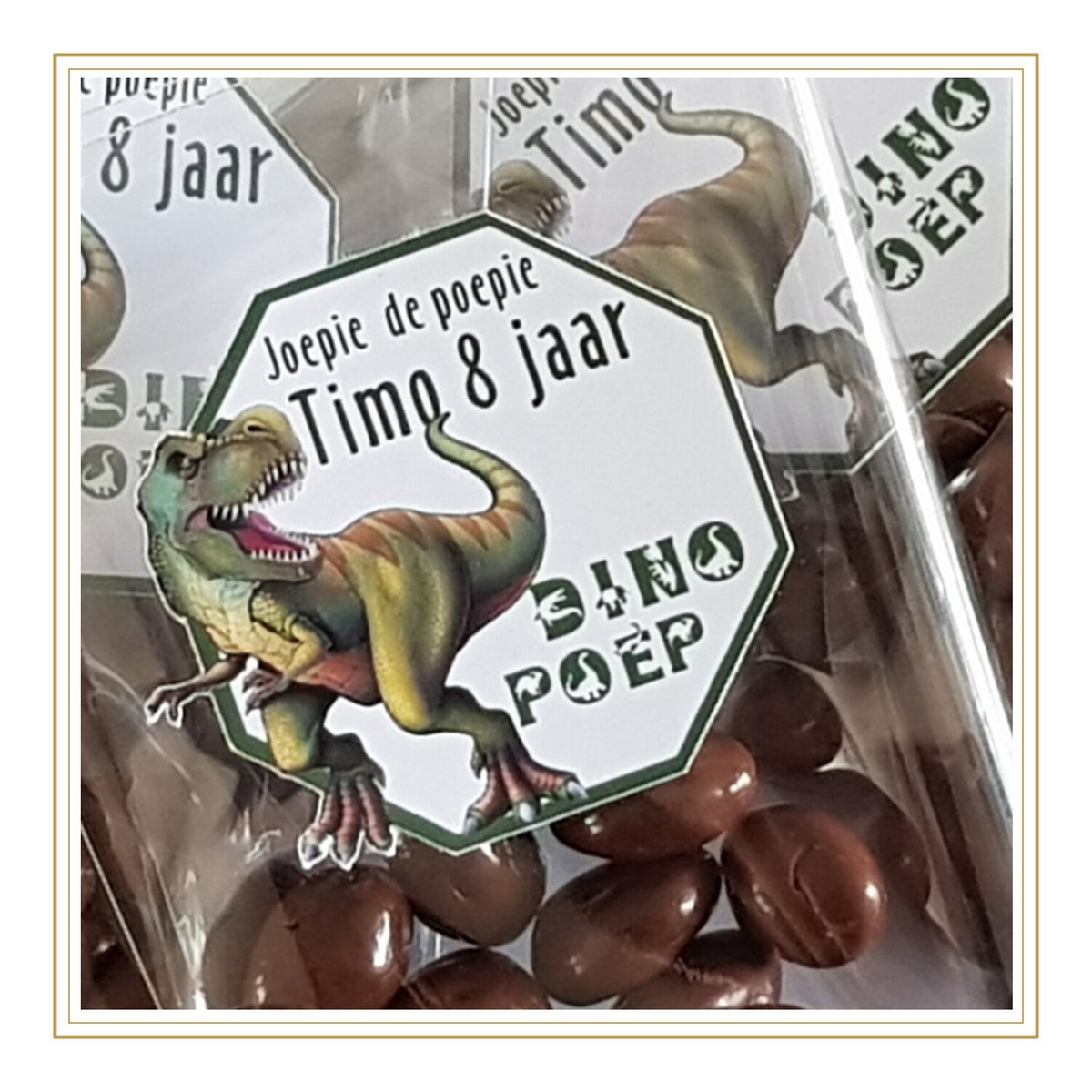 Dino poep traktatie sticker | Fotowonderland