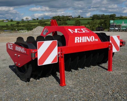 MDE rhino pak silage compactor | Hewitt Agri