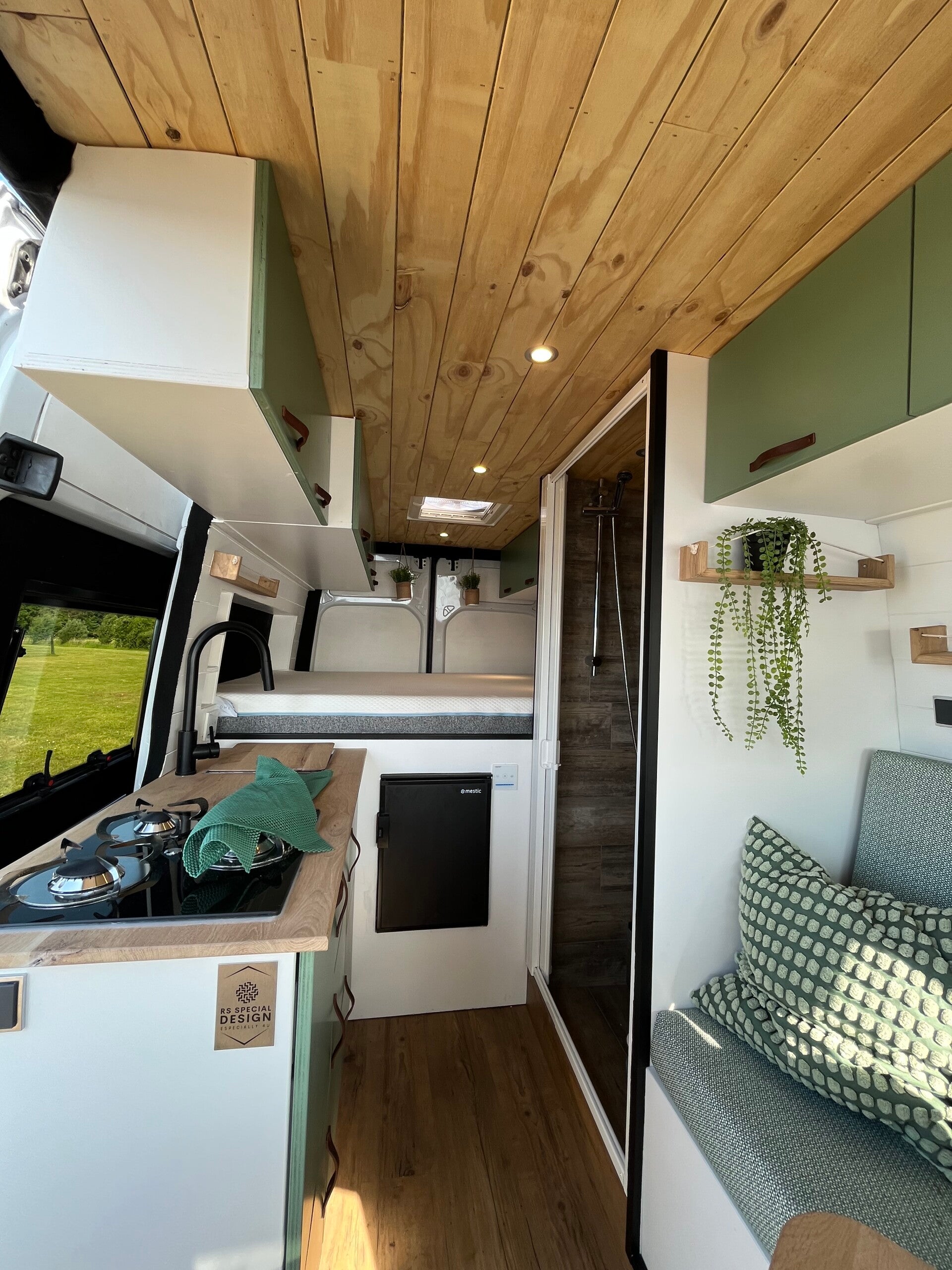 Camperbussen | RS Special Design Especially 4U