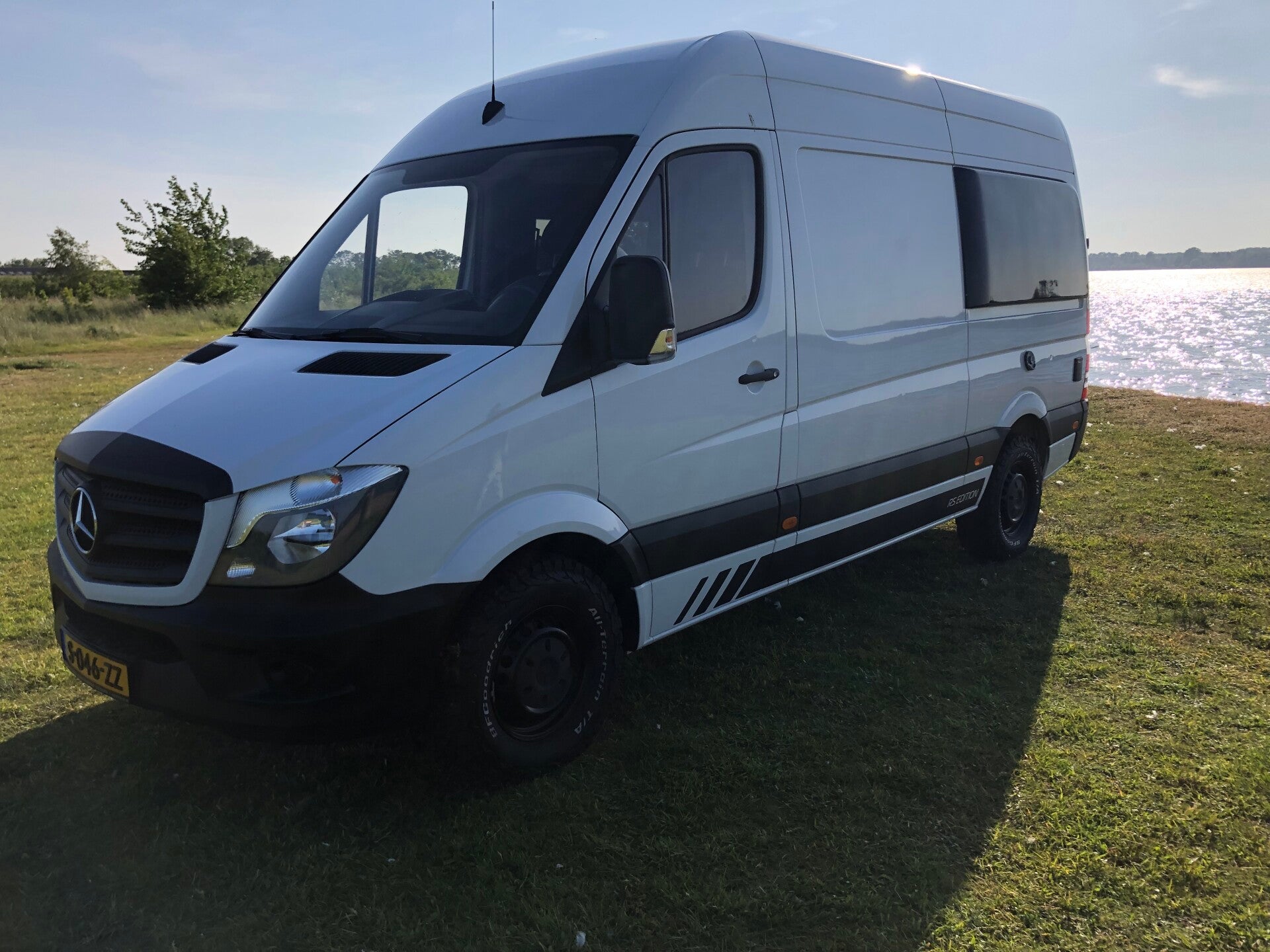 Camperbussen | RS Special Design Especially 4U