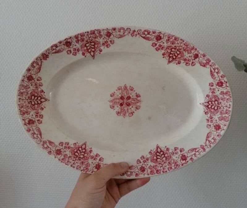 Plat ovale , Flamand , faïence terre de fer rose , Jules Vieillard ...