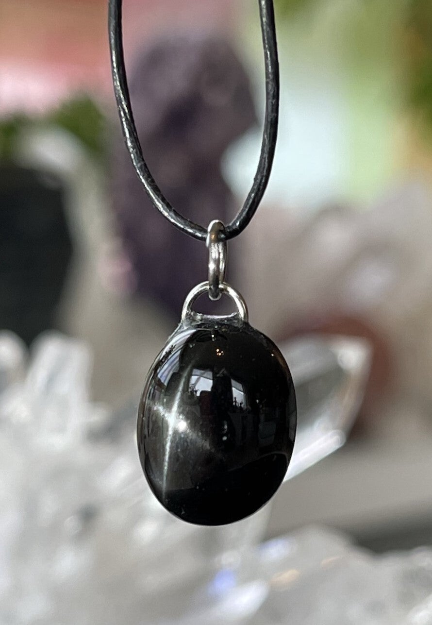 Black Star of Ster Diopsiet Hangertje, met veter | Jalla Stones ...