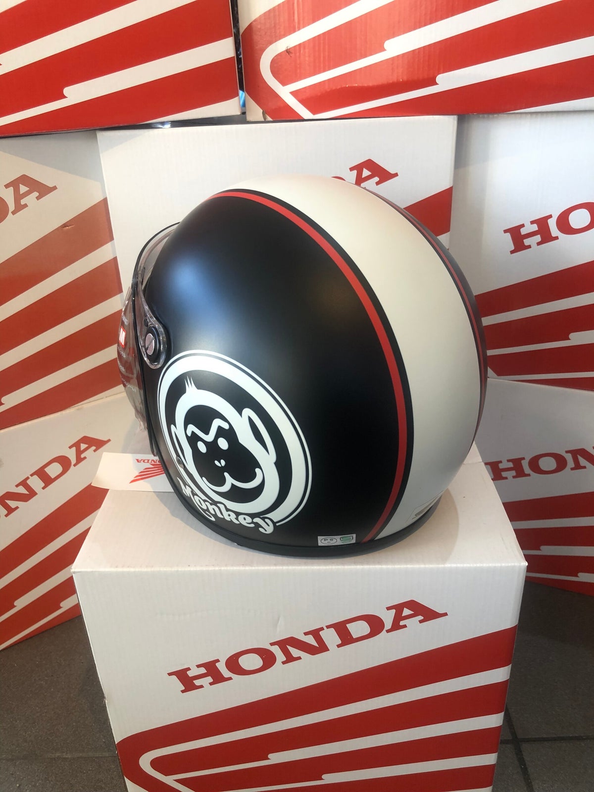 Honda Monkey Helmet Matt Black/White | corky-parts.be
