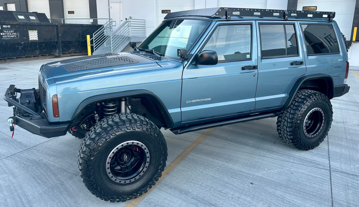1998 Jeep Cherokee XJ - Gunmetal Blue | Hazard Buildz
