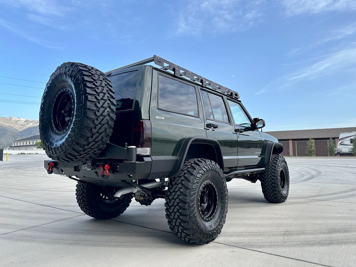 1997 Jeep Cherokee XJ - Moss Green Pearl | Hazard Buildz