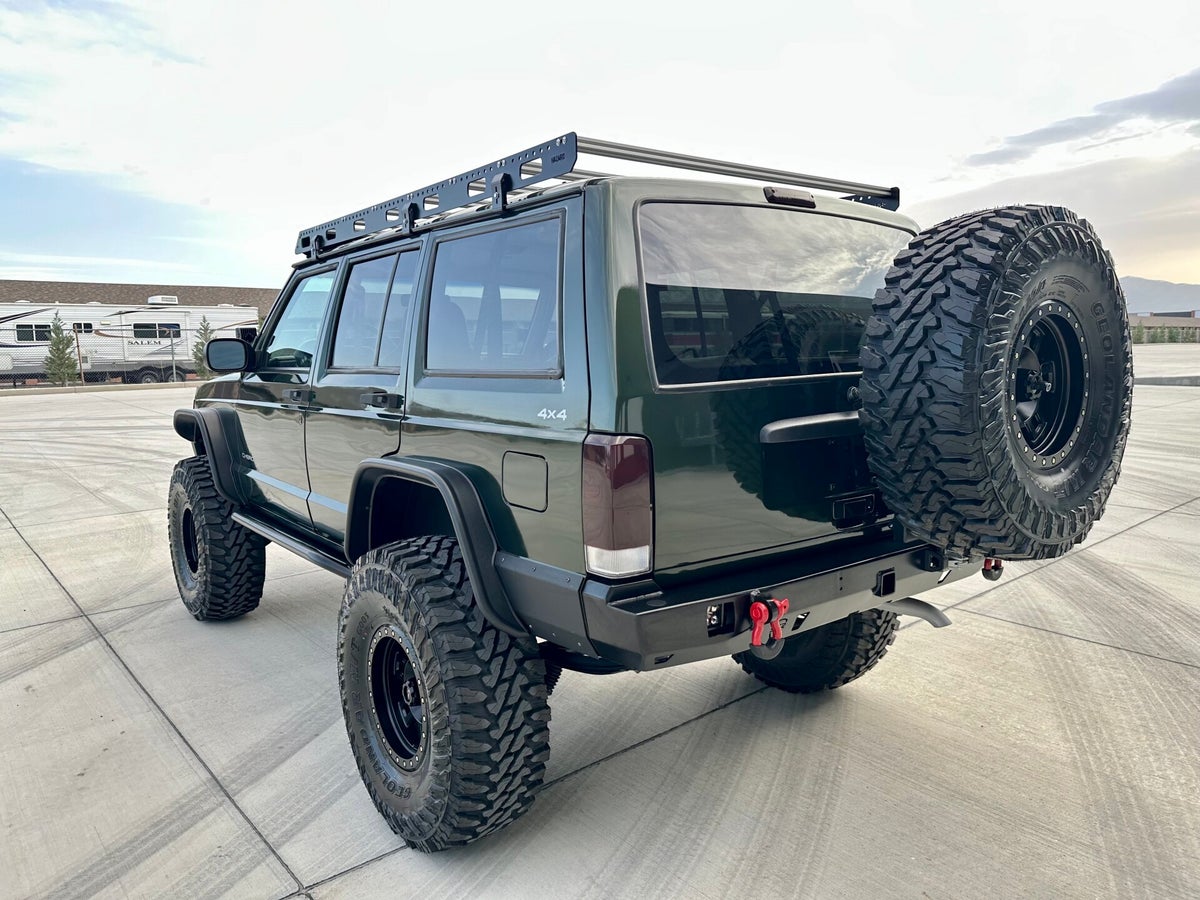 1997 Jeep Cherokee XJ - Moss Green Pearl | Hazard Buildz