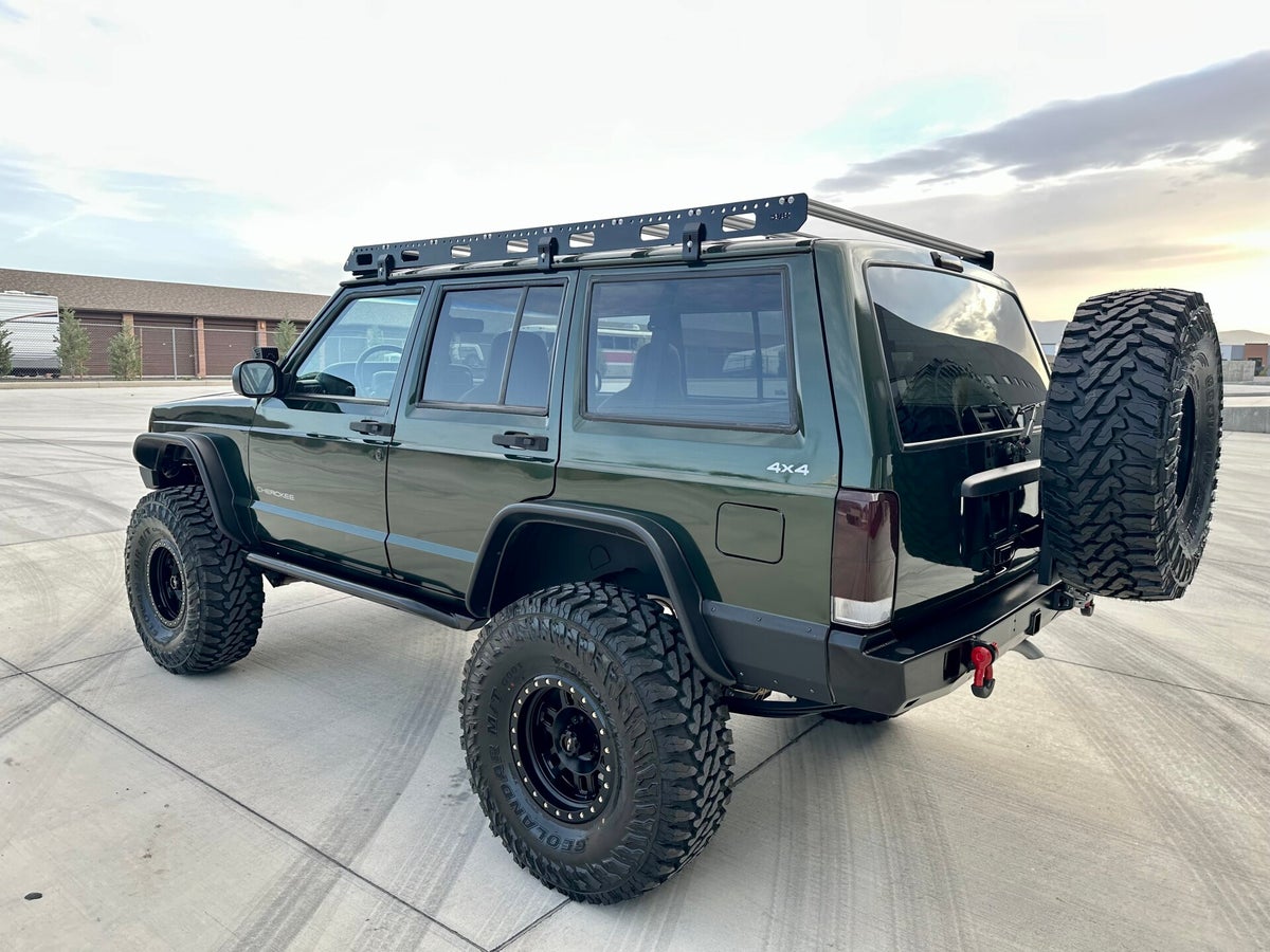 1997 Jeep Cherokee XJ - Moss Green Pearl | Hazard Buildz
