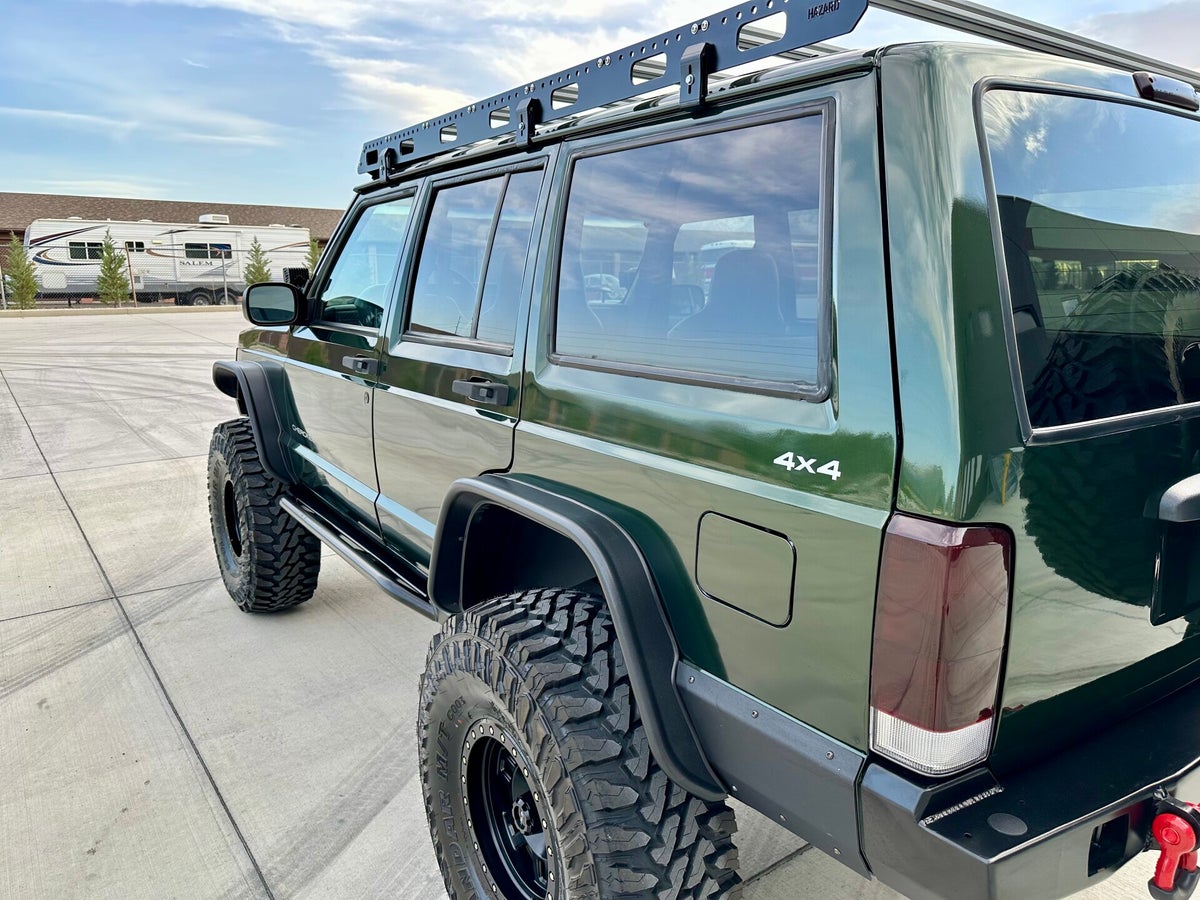 1997 Jeep Cherokee XJ - Moss Green Pearl | Hazard Buildz