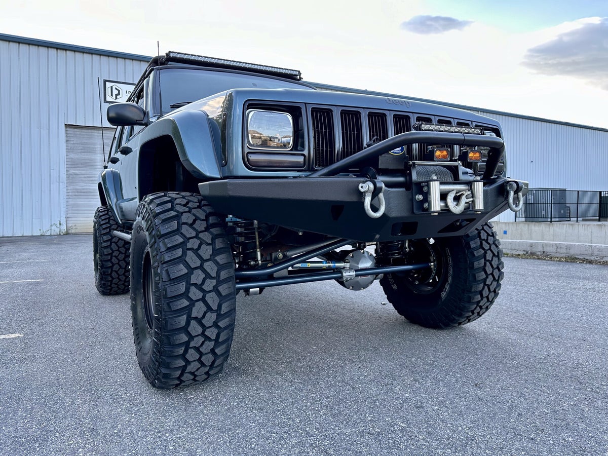 Gunmetal Blue 1999 Jeep Cherokee XJ Build | Hazard Buildz