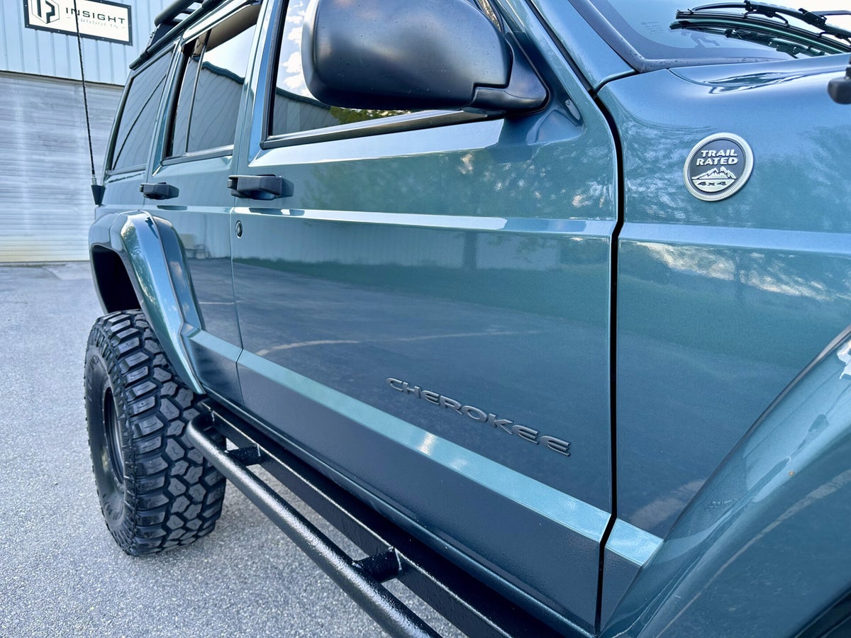Gunmetal Blue 1999 Jeep Cherokee XJ Build | Hazard Buildz