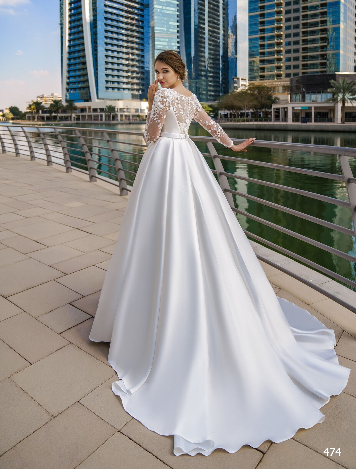 Model 474 | Bridal chic