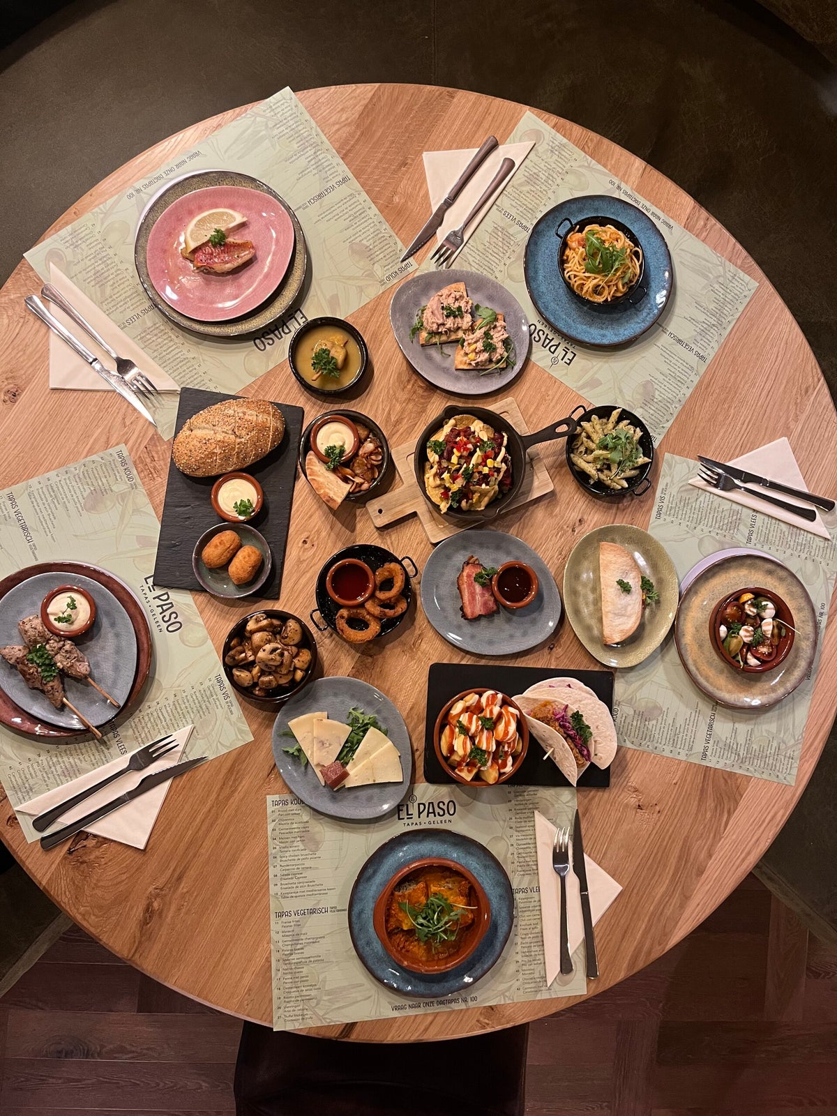 Menu / EL PASO TAPAS