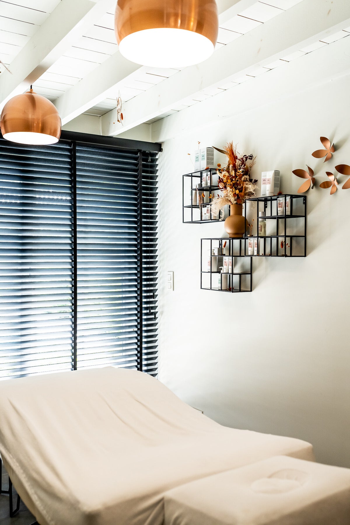 Bynina Skincare Barber Make Up