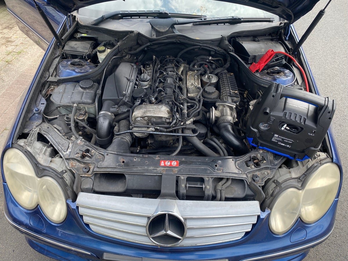 2004 MERCEDES CLK 270 2.7 CDI W209 COUPE AMG Demontage (368 ...