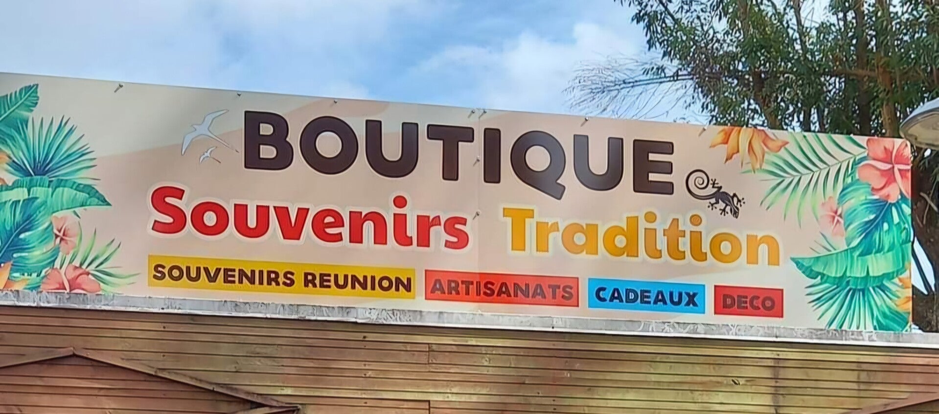 Boutique Souvenirs Tradition