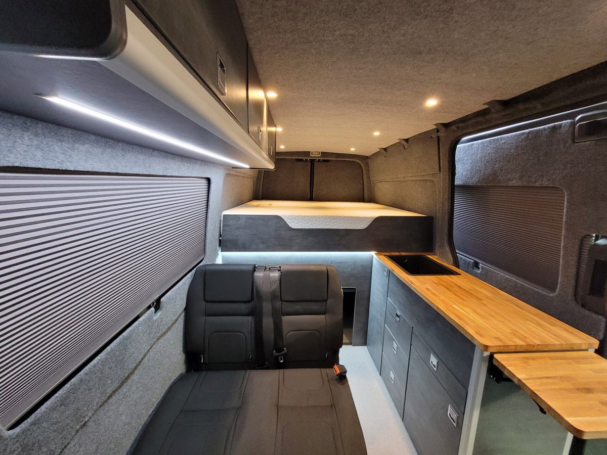 MWB Crafter/ MAN TGE 2017+ / Van Selector | VANZ Adventures