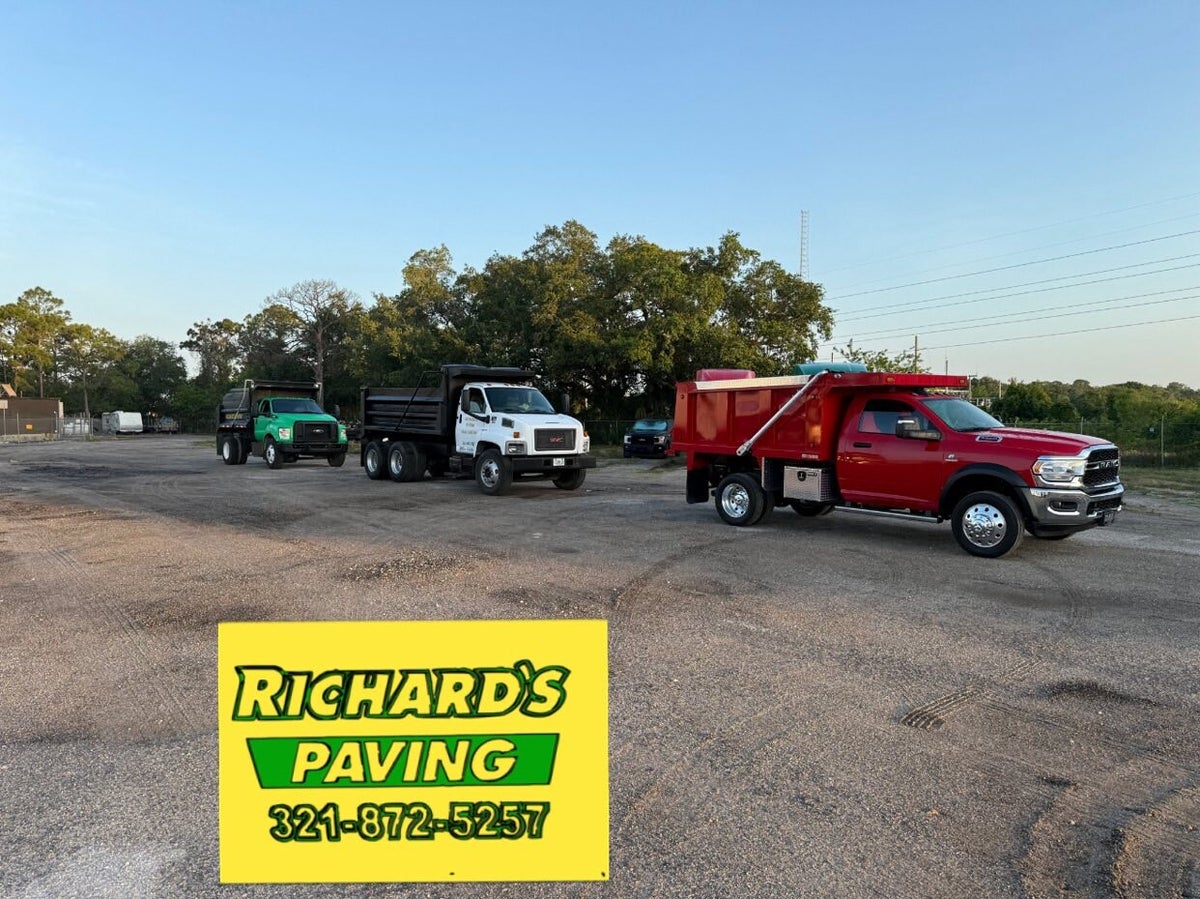 Richard's paving &sealcoating llc