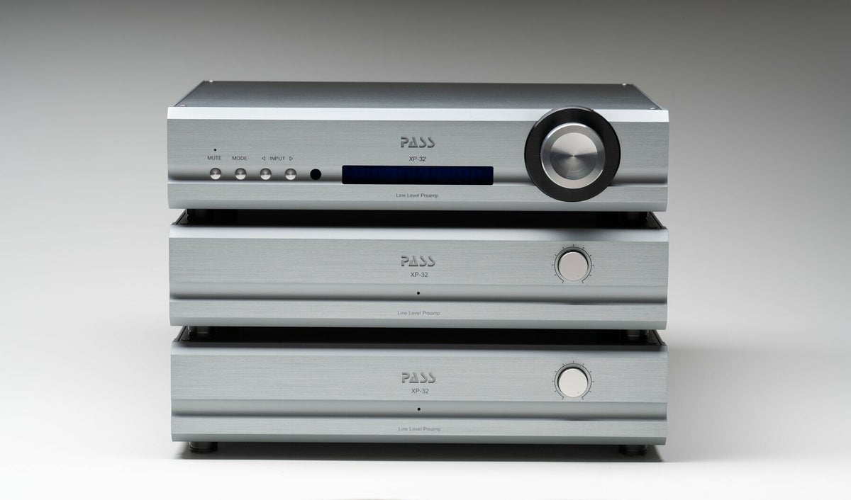 StereoWise: Amplifier - Pass Labs / StereoWise: Amplifier - P ...