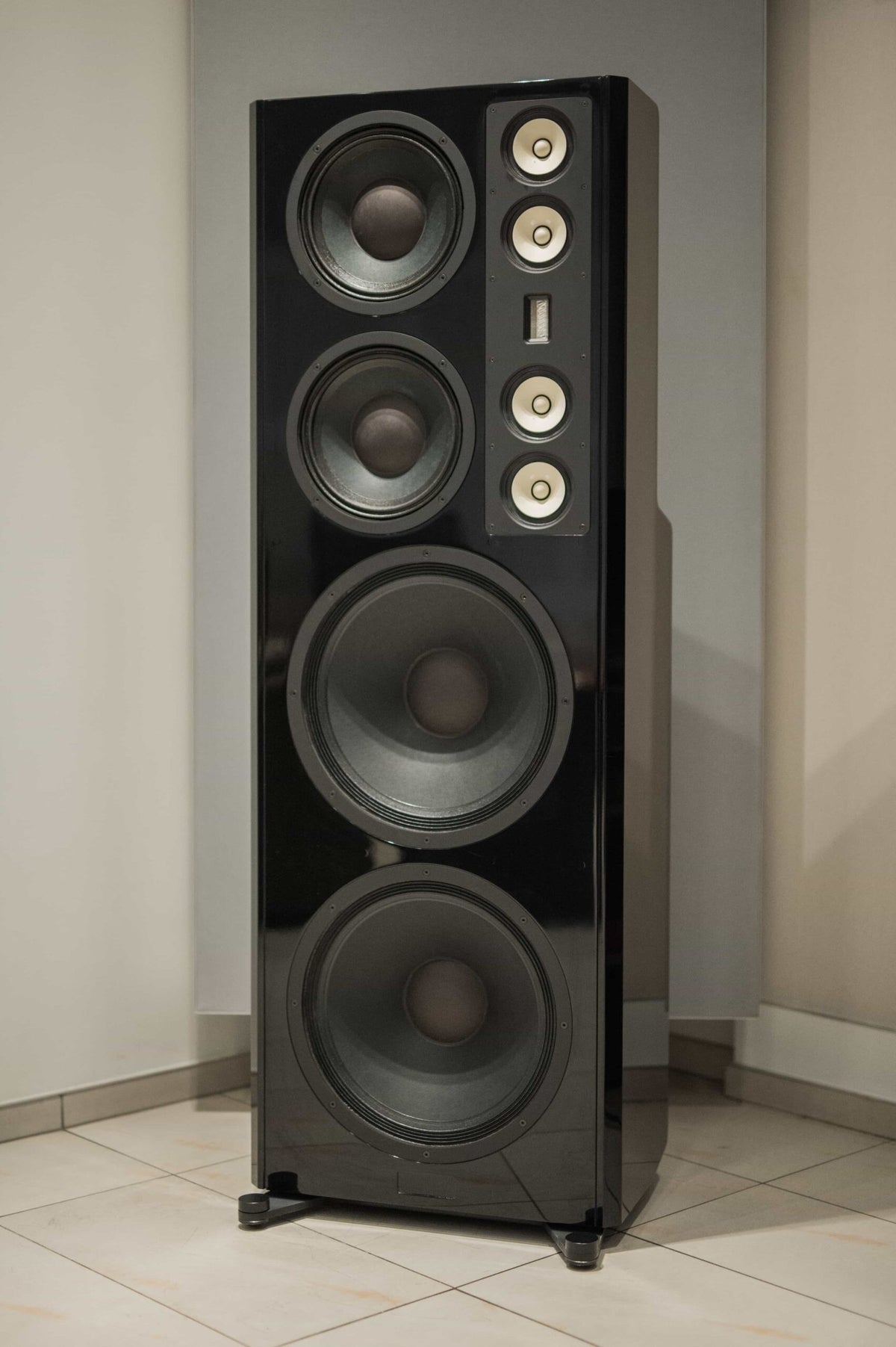 StereoWise: L.Speaker - PHONIA / StereoWise: Loudspeaker - P ...