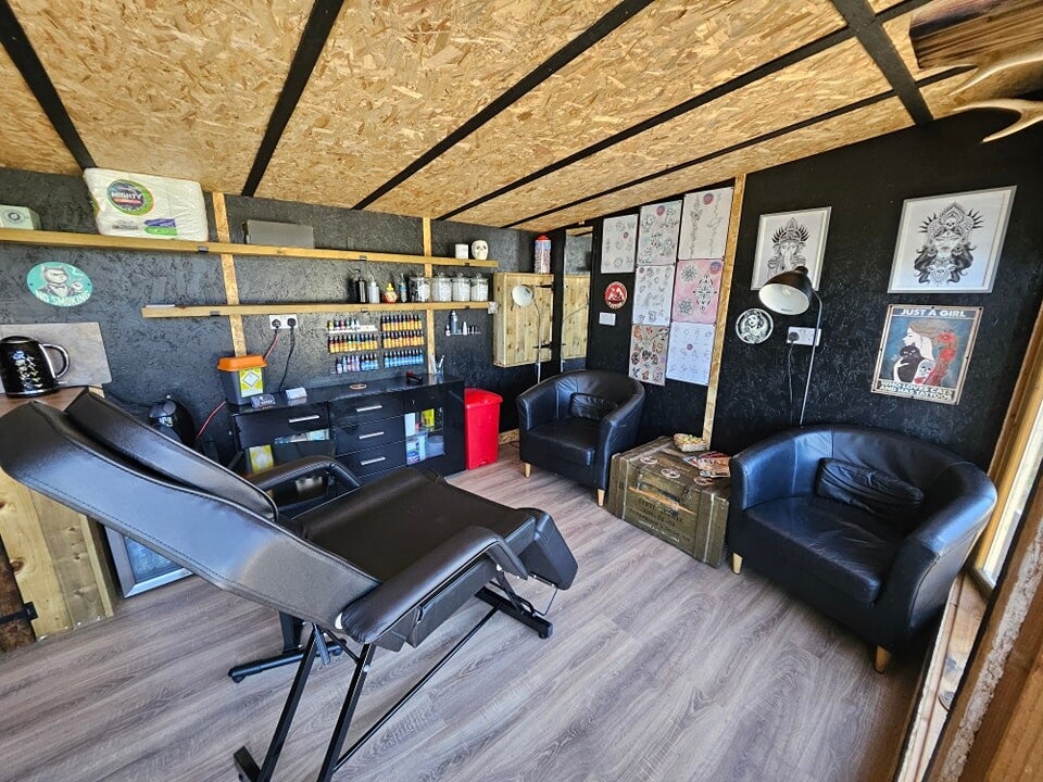 Amazing Ink Tattoo Studio