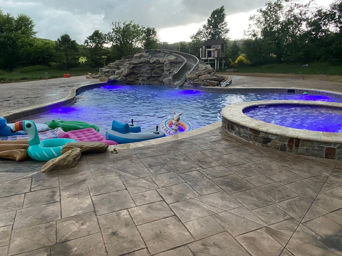 Ocean Blue Custom Pools and Concrete LLC