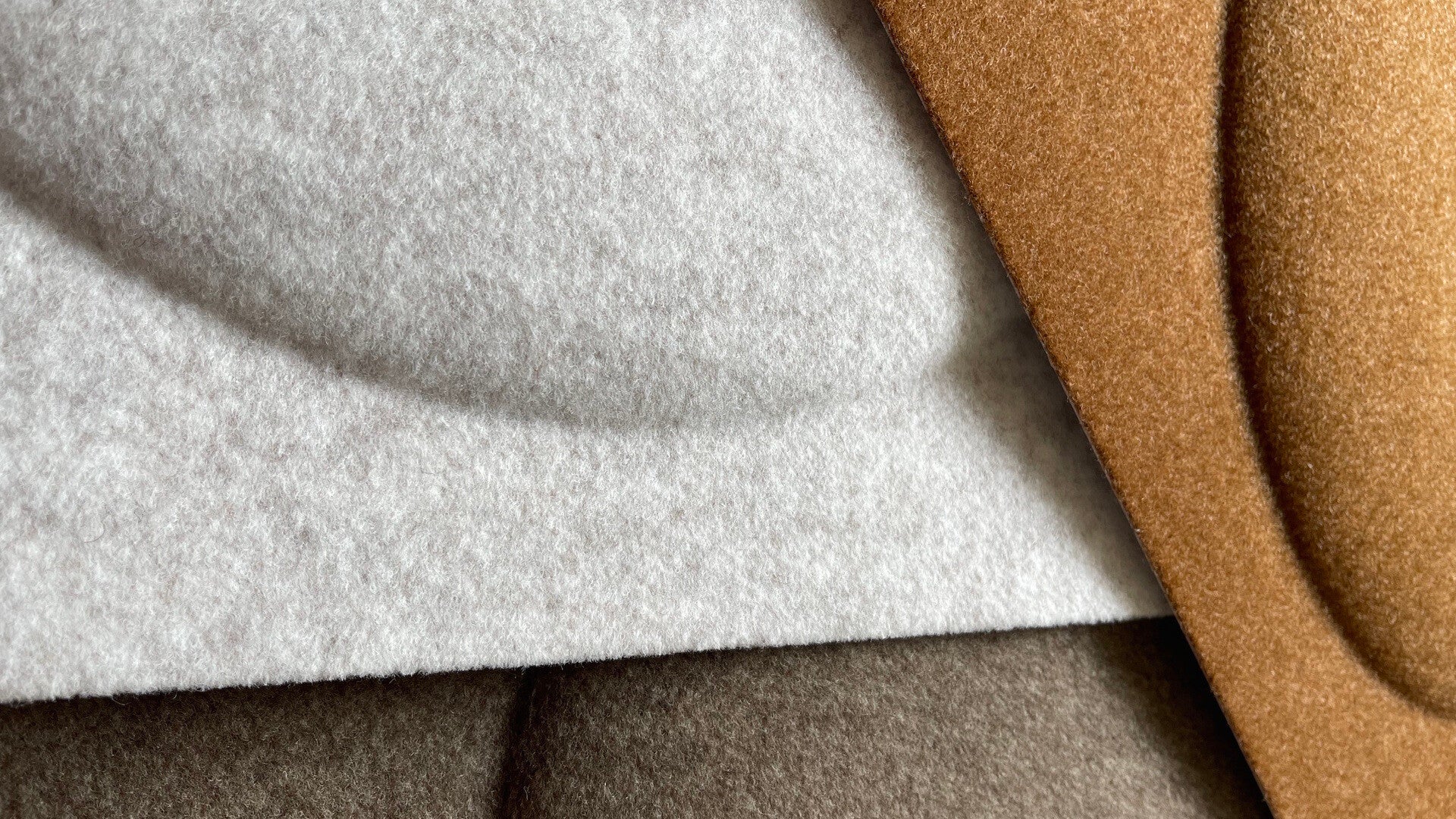 WALLFELT. Akoestische vilten wanddecoratie woonkamer