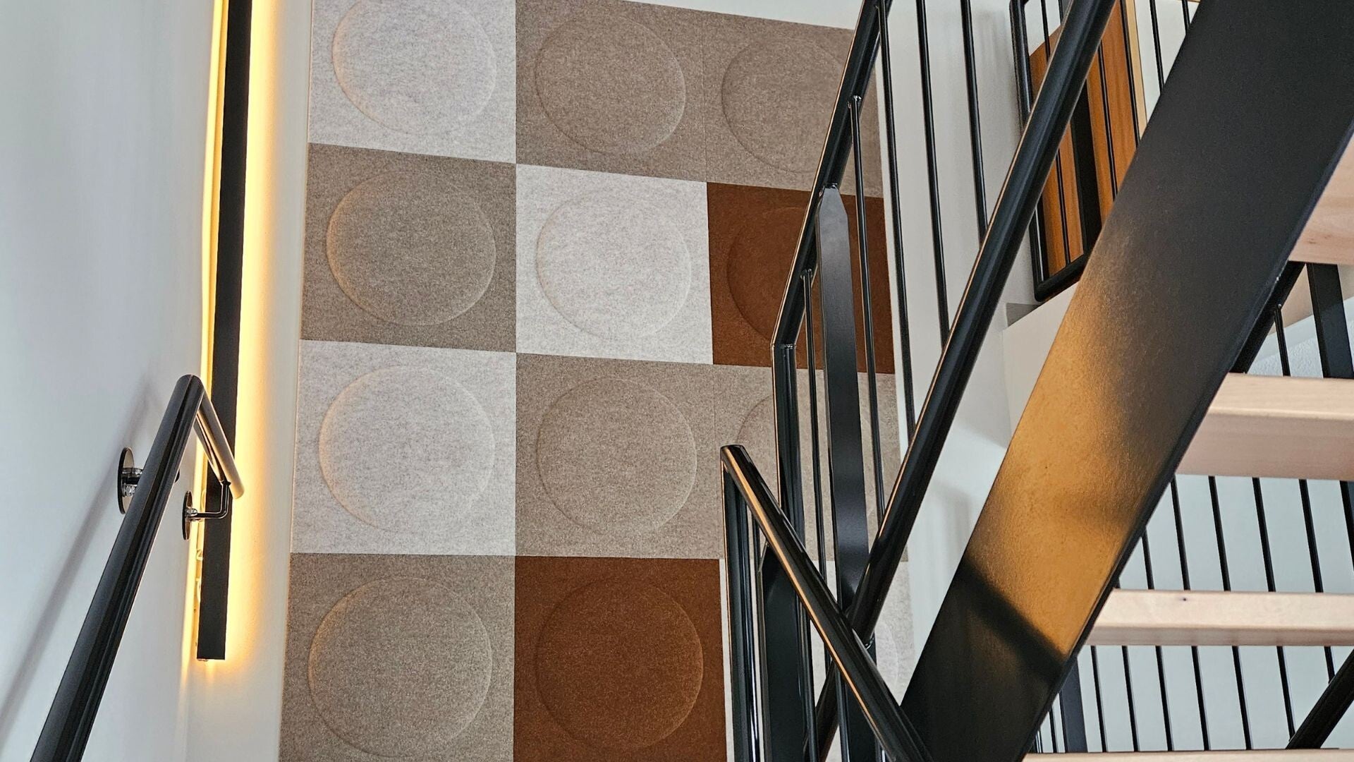 WALLFELT. Akoestische vilten wanddecoratie woonkamer
