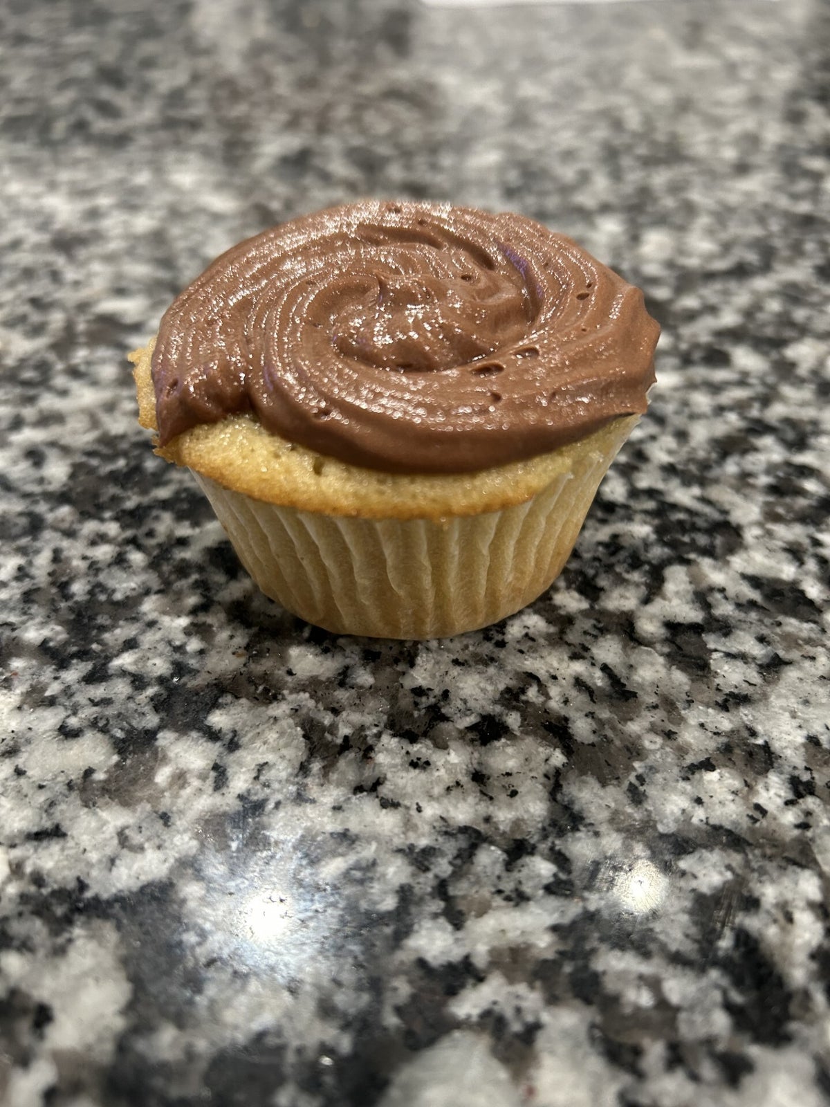 Vanilla Cupcakes / Sweet Layers | Catholic Baking