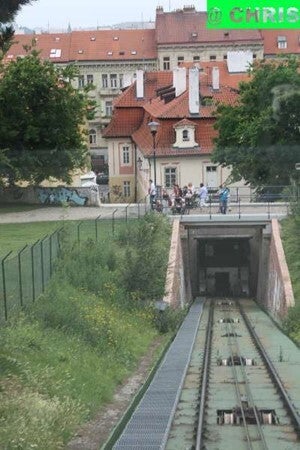 De heuvel van Praag - Petřín-uitkijktoren / Praag / Citytrips | Chrisreizen