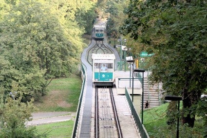 De heuvel van Praag - Petřín-uitkijktoren / Praag / Citytrips | Chrisreizen