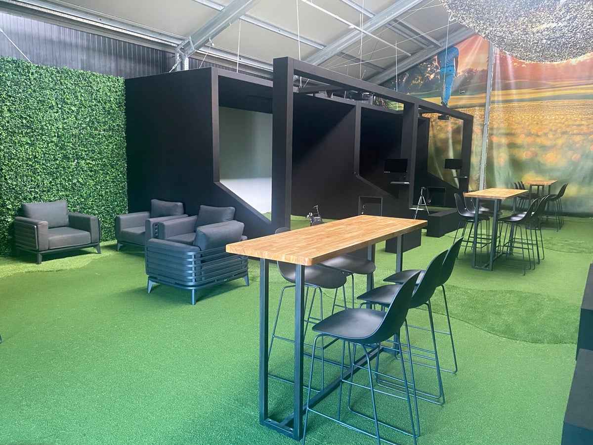 Indoor Golf | Dare 2 Golf