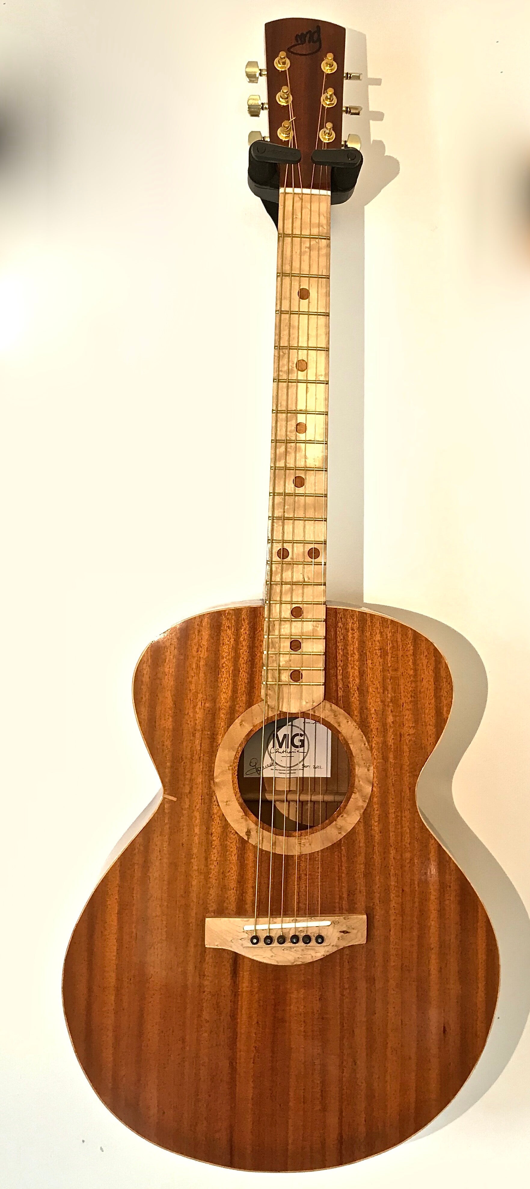 MODÈLES DISPONIBLES A LA VENTE | MG Lutherie